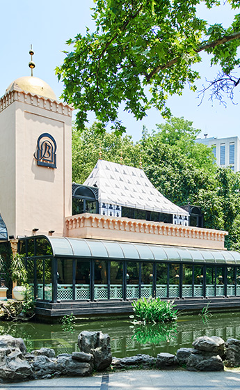 Embark on a culinary journey | Ministry of Crab Shanghai
